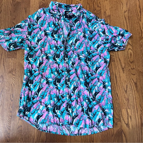 Artistry In Motion | Shirts | Artistry In Motion Woven Neon Palms ...
